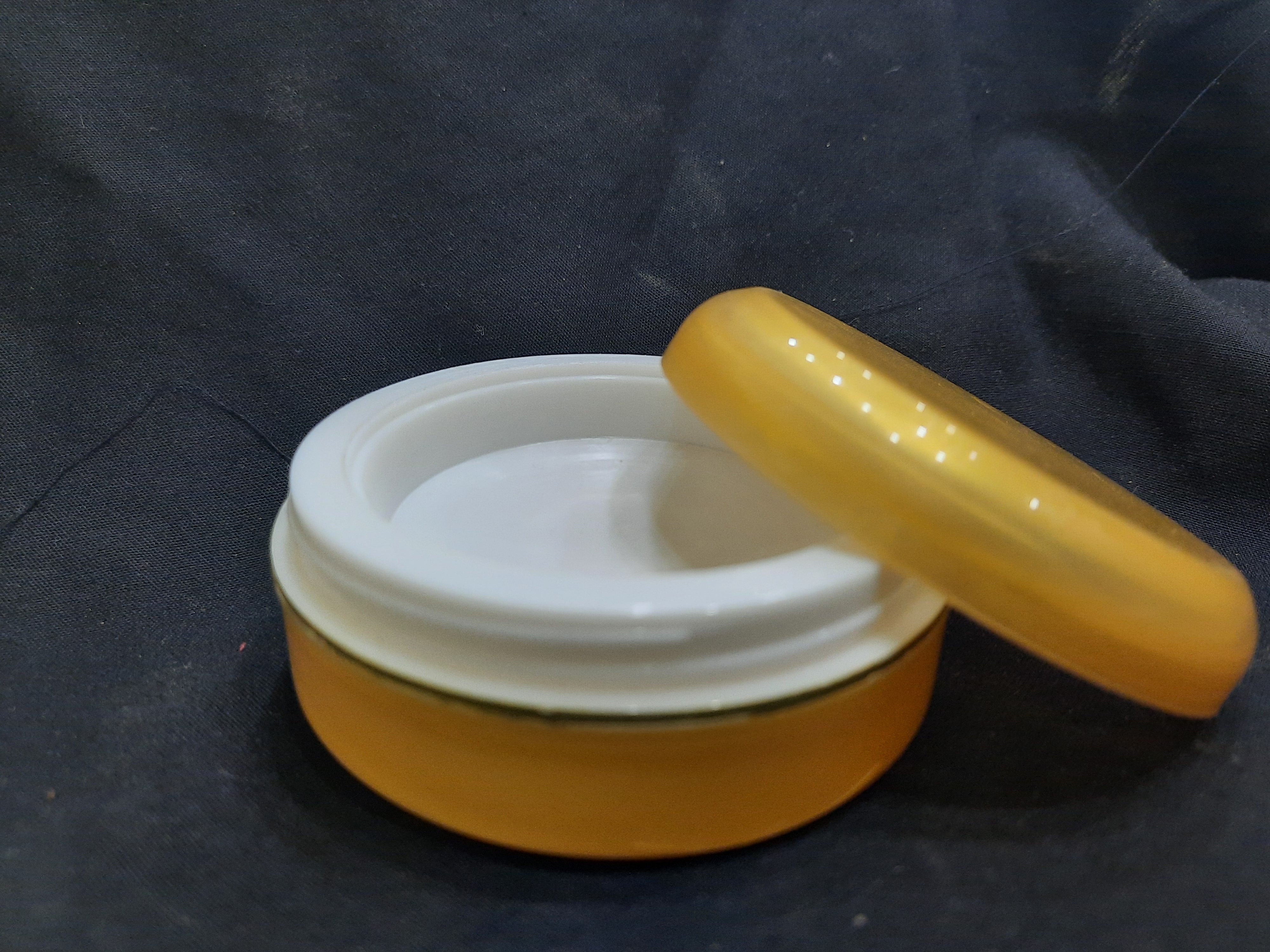 25g Gold/White Jar – Hamza Cosmetics